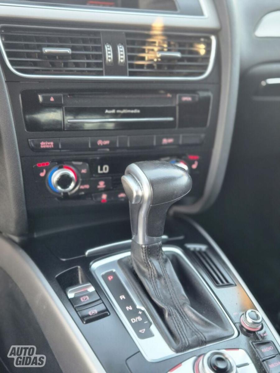 Zils Audi A4 2013 Prienai, ar dzinēja tilpumu 1.80 L un nobraukumu 280 tūkst. km par 5900 €, foto 21 vietnē AUTOMOTO.COM.LV