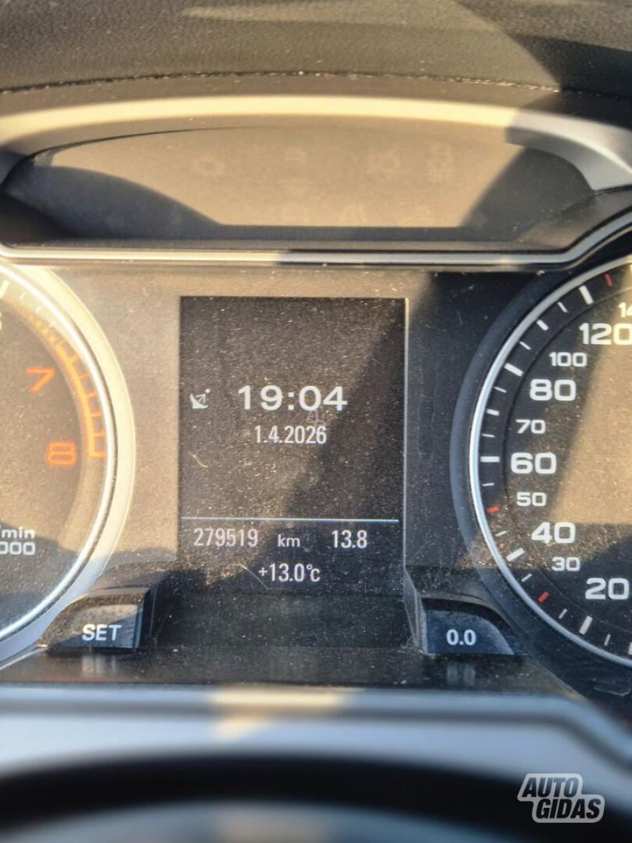 Zils Audi A4 2013 Prienai, ar dzinēja tilpumu 1.80 L un nobraukumu 280 tūkst. km par 5900 €, foto 22 vietnē AUTOMOTO.COM.LV