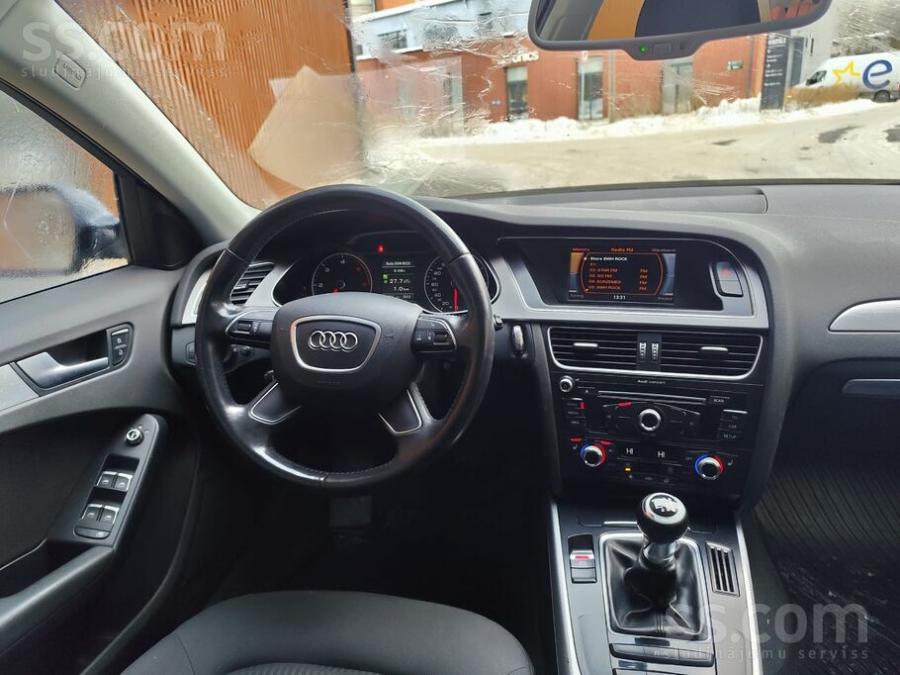 Zils Audi A4 2013 Rīga, ar dzinēja tilpumu 2.00 L un nobraukumu 183 tūkst. km par 8590 €, foto 11 vietnē AUTOMOTO.COM.LV