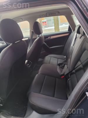 Zils Audi A4 2013 Rīga, ar dzinēja tilpumu 2.00 L un nobraukumu 183 tūkst. km par 8590 €, foto 13 vietnē AUTOMOTO.COM.LV