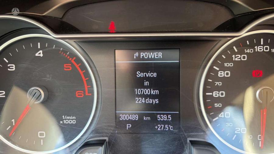 Blue Audi A4 2013 in Kaunas, with an engine capacity of 1.97 L and mileage of 300 thousand km for 7800 €, photo 7 on AUTOMOTO.COM.LV