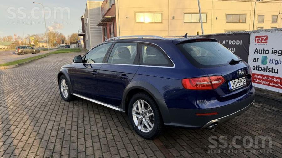 Zils Audi A4 2014 Ventspils, ar dzinēja tilpumu 3.00 L un nobraukumu 239 tūkst. km par 12650 €, foto 4 vietnē AUTOMOTO.COM.LV