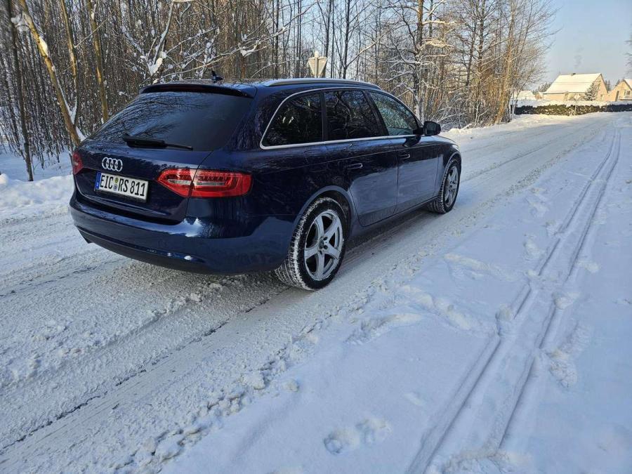 Zils Audi A4 2014 Raseiniai, ar dzinēja tilpumu 1.97 L un nobraukumu 294 tūkst. km par 7900 €, foto 6 vietnē AUTOMOTO.COM.LV