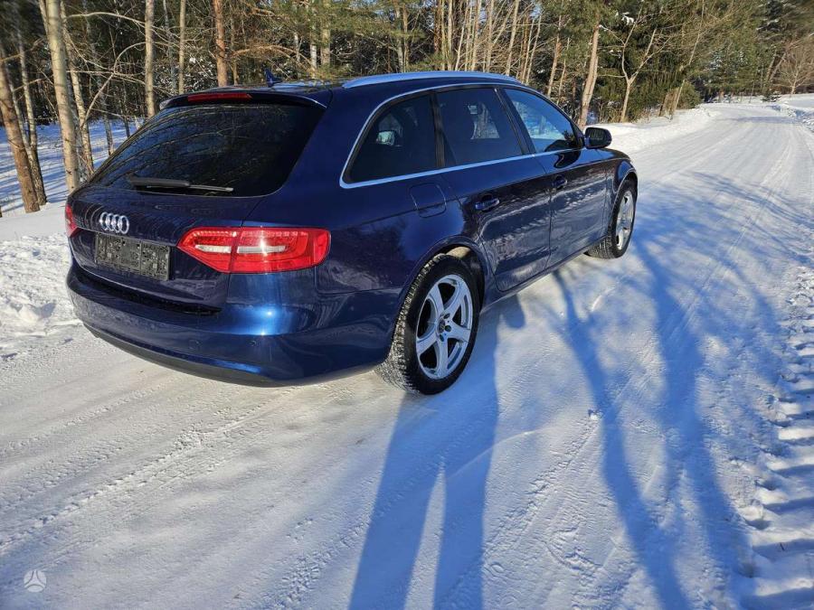 Zils Audi A4 2014 Raseiniai, ar dzinēja tilpumu 1.97 L un nobraukumu 290 tūkst. km par 7700 €, foto 2 vietnē AUTOMOTO.COM.LV