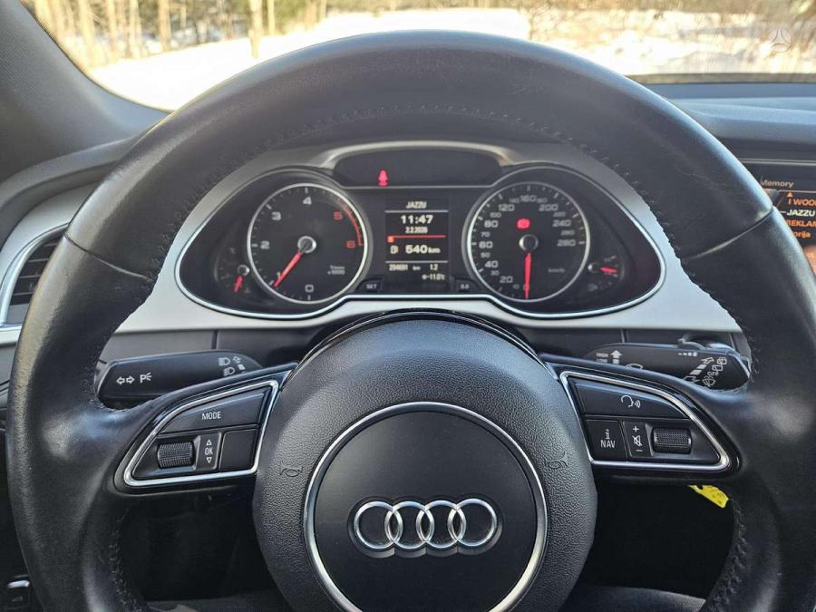 Zils Audi A4 2014 Raseiniai, ar dzinēja tilpumu 1.97 L un nobraukumu 290 tūkst. km par 7700 €, foto 10 vietnē AUTOMOTO.COM.LV