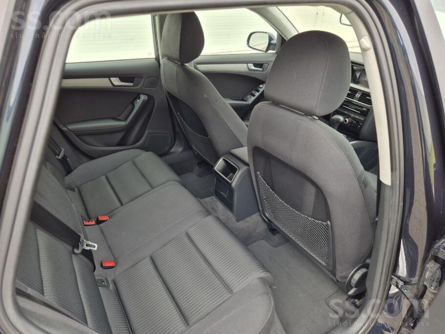 Zils Audi A4 2014 Rīga, ar dzinēja tilpumu 2.00 L un nobraukumu 281 tūkst. km par 8450 €, foto 9 vietnē AUTOMOTO.COM.LV