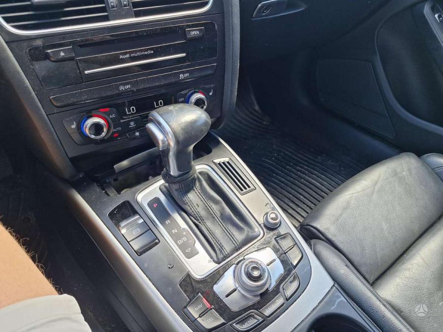 Zils Audi A4 2014 Marijampole, ar dzinēja tilpumu 1.97 L un nobraukumu 265 tūkst. km par 4100 €, foto 15 vietnē AUTOMOTO.COM.LV