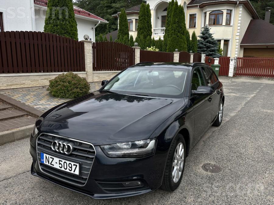 Zils Audi A4 2014 Rīga, ar dzinēja tilpumu 2.00 L un nobraukumu 191 tūkst. km par 8200 €, foto 7 vietnē AUTOMOTO.COM.LV
