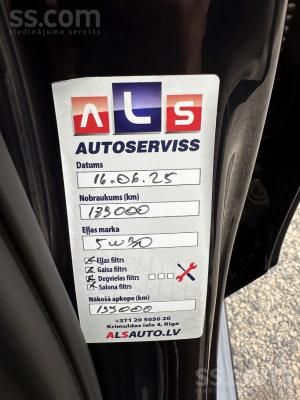 Zils Audi A4 2014 Rīga, ar dzinēja tilpumu 2.00 L un nobraukumu 191 tūkst. km par 8200 €, foto 28 vietnē AUTOMOTO.COM.LV