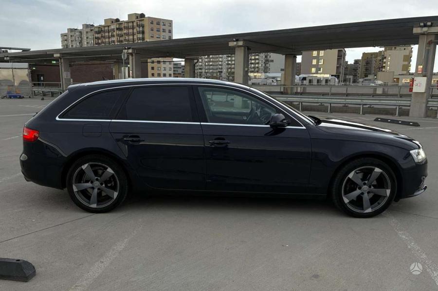 Zils Audi A4 2014 Viļņa, ar dzinēja tilpumu 1.80 L un nobraukumu 260 tūkst. km par 8200 €, foto 5 vietnē AUTOMOTO.COM.LV
