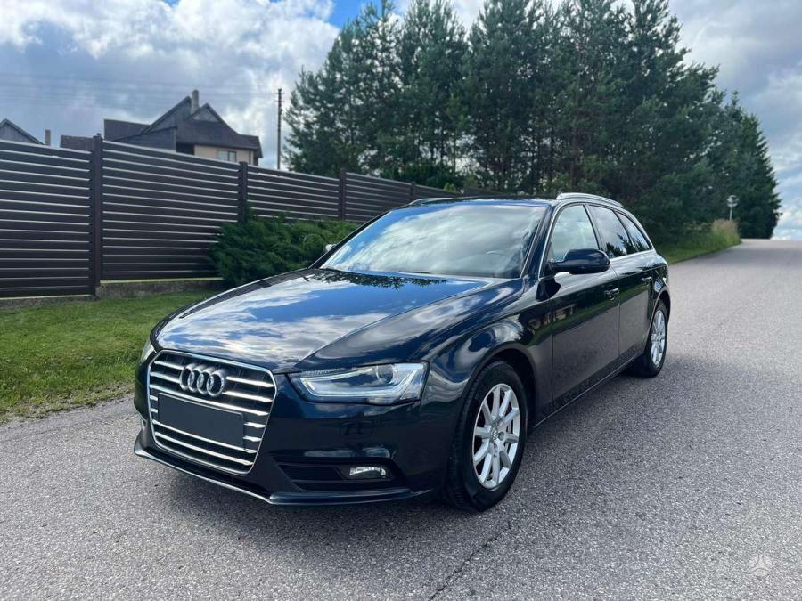Zils Audi A4 2015 Utena, ar dzinēja tilpumu 1.97 L un nobraukumu 207 tūkst. km par 8150 €, foto 1 vietnē AUTOMOTO.COM.LV