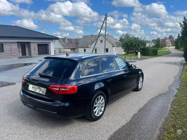 Blue Audi A4 2015 in Utena, with an engine capacity of 1.97 L and mileage of 207 thousand km for 8150 €, photo 4 on AUTOMOTO.COM.LV