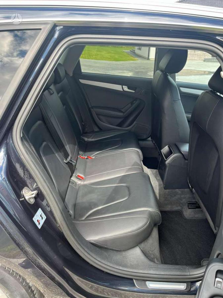 Zils Audi A4 2015 Utena, ar dzinēja tilpumu 1.97 L un nobraukumu 207 tūkst. km par 8150 €, foto 17 vietnē AUTOMOTO.COM.LV