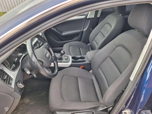 Zils Audi A4 2015 Marijampole, ar dzinēja tilpumu 2.00 L un nobraukumu 254 tūkst. km par 8100 €, foto 8 vietnē AUTOMOTO.COM.LV