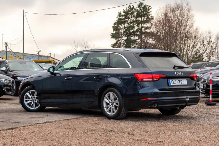 Zils Audi A4 2016 Rīga, ar dzinēja tilpumu 2.00 L un nobraukumu 175 tūkst. km par 11995 €, foto 3 vietnē AUTOMOTO.COM.LV