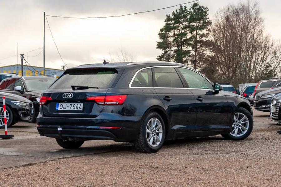 Zils Audi A4 2016 Rīga, ar dzinēja tilpumu 2.00 L un nobraukumu 175 tūkst. km par 11995 €, foto 5 vietnē AUTOMOTO.COM.LV