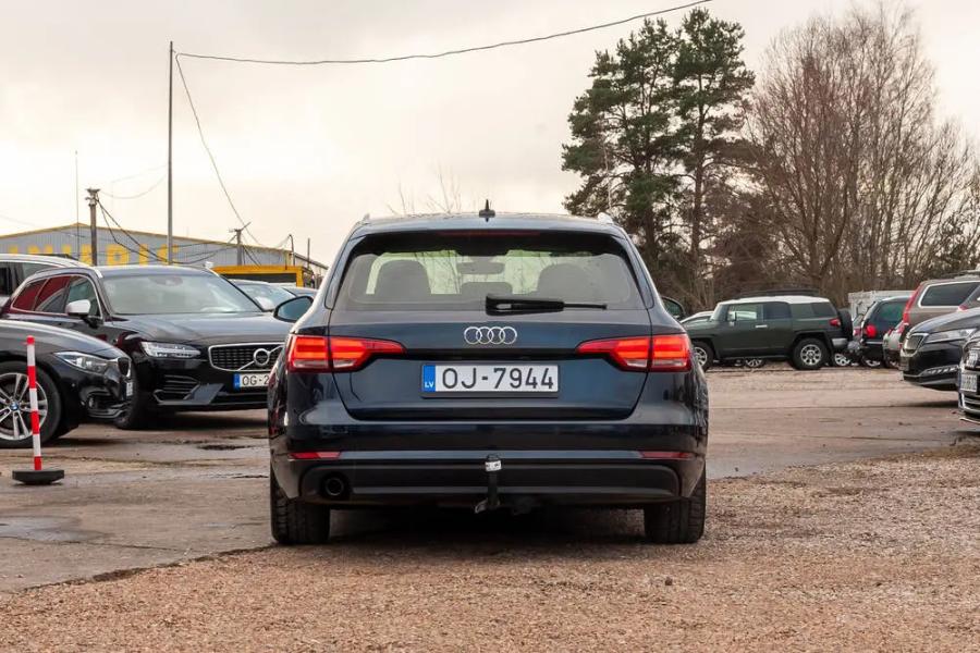 Zils Audi A4 2016 Rīga, ar dzinēja tilpumu 2.00 L un nobraukumu 175 tūkst. km par 11995 €, foto 7 vietnē AUTOMOTO.COM.LV