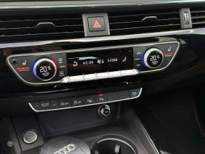 Blue Audi A4 2017 in Vilnius, with an engine capacity of 2.97 L and mileage of 224 thousand km for 15590 €, photo 27 on AUTOMOTO.COM.LV