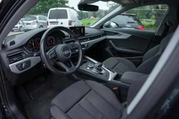 Blue Audi A4 2018 in Liepaja, with an engine capacity of 2.00 L and mileage of 96 thousand km for 17800 €, photo 8 on AUTOMOTO.COM.LV