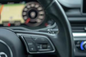 Zils Audi A4 2018 Liepāja, ar dzinēja tilpumu 2.00 L un nobraukumu 96 tūkst. km par 17800 €, foto 23 vietnē AUTOMOTO.COM.LV