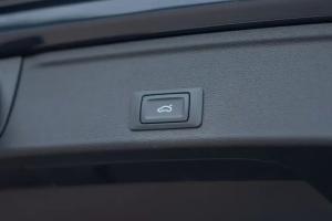 Zils Audi A4 2018 Liepāja, ar dzinēja tilpumu 2.00 L un nobraukumu 96 tūkst. km par 17800 €, foto 31 vietnē AUTOMOTO.COM.LV