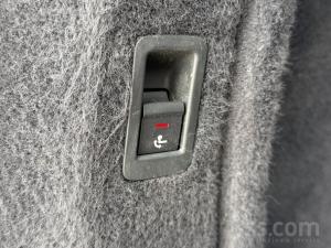 Blue Audi A4 2019 in Riga, with an engine capacity of 2.00 L and mileage of 191 thousand km for 15500 €, photo 21 on AUTOMOTO.COM.LV