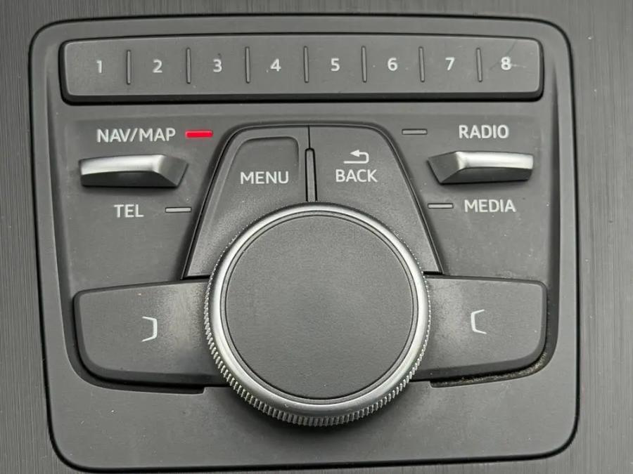 Zils Audi A4 2019 Rīga, ar dzinēja tilpumu 2.00 L un nobraukumu 192 tūkst. km par 15500 €, foto 13 vietnē AUTOMOTO.COM.LV