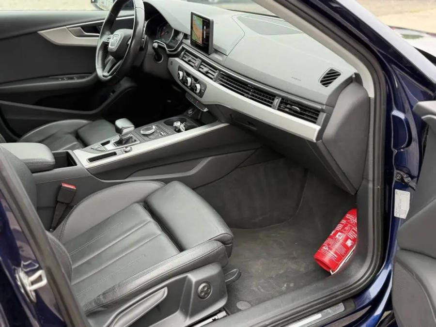 Zils Audi A4 2019 Rīga, ar dzinēja tilpumu 2.00 L un nobraukumu 192 tūkst. km par 15500 €, foto 17 vietnē AUTOMOTO.COM.LV