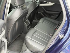 Zils Audi A4 2019 Rīga, ar dzinēja tilpumu 2.00 L un nobraukumu 192 tūkst. km par 15500 €, foto 18 vietnē AUTOMOTO.COM.LV