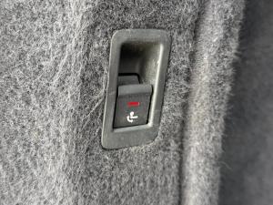 Zils Audi A4 2019 Rīga, ar dzinēja tilpumu 2.00 L un nobraukumu 192 tūkst. km par 15500 €, foto 20 vietnē AUTOMOTO.COM.LV