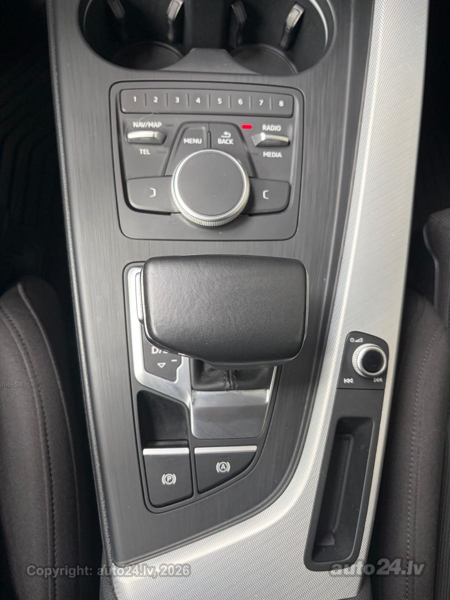 Zils Audi A4 2019 Tallina, ar dzinēja tilpumu 2.00 L un nobraukumu 190 tūkst. km par 18490 €, foto 11 vietnē AUTOMOTO.COM.LV