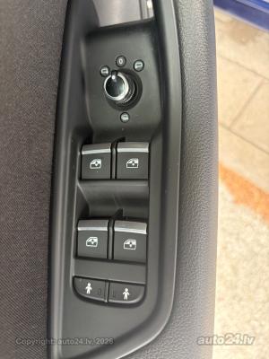 Zils Audi A4 2019 Tallina, ar dzinēja tilpumu 2.00 L un nobraukumu 190 tūkst. km par 18490 €, foto 13 vietnē AUTOMOTO.COM.LV
