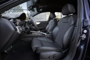 Blue Audi A4 2020 in Jelgava, with an engine capacity of 2.00 L and mileage of 185 thousand km for 19700 €, photo 15 on AUTOMOTO.COM.LV