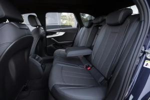 Blue Audi A4 2020 in Jelgava, with an engine capacity of 2.00 L and mileage of 185 thousand km for 19700 €, photo 16 on AUTOMOTO.COM.LV