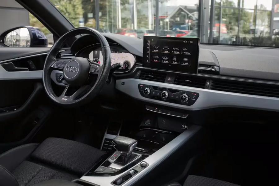 Blue Audi A4 2020 in Jelgava, with an engine capacity of 2.00 L and mileage of 185 thousand km for 19700 €, photo 19 on AUTOMOTO.COM.LV