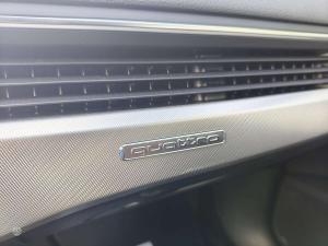 Zils Audi A4 2020 Kauņa, ar dzinēja tilpumu 1.97 L un nobraukumu 226 tūkst. km par 17600 €, foto 25 vietnē AUTOMOTO.COM.LV