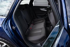 Zils Audi A4 2023 Jelgava, ar dzinēja tilpumu 2.00 L un nobraukumu 136 tūkst. km par 22900 €, foto 11 vietnē AUTOMOTO.COM.LV