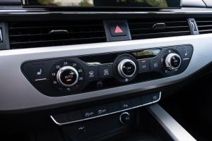Zils Audi A4 2023 Jelgava, ar dzinēja tilpumu 2.00 L un nobraukumu 136 tūkst. km par 22900 €, foto 20 vietnē AUTOMOTO.COM.LV
