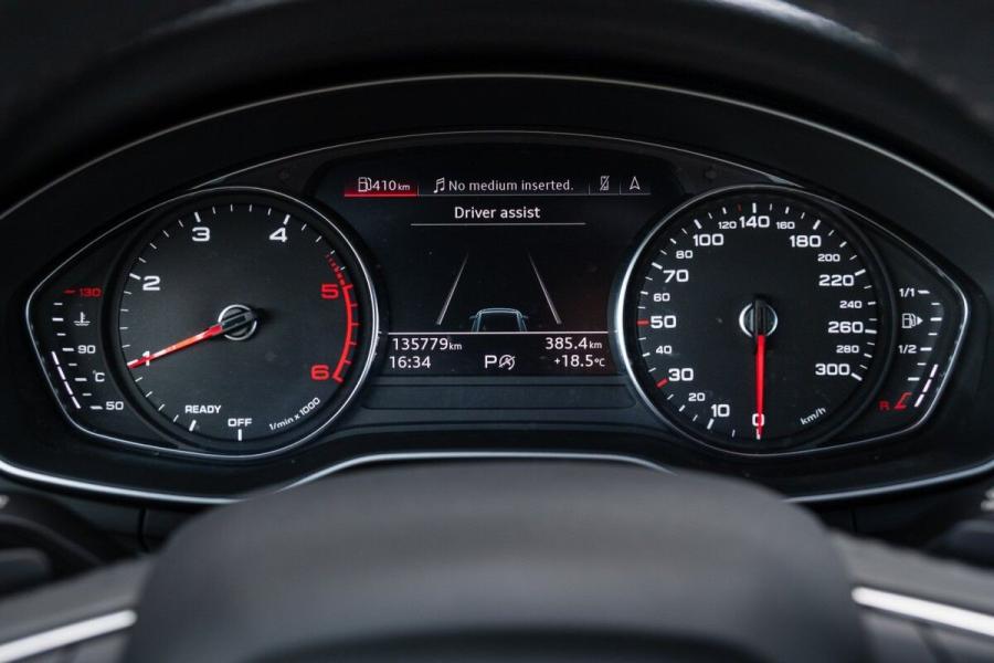 Zils Audi A4 2023 Jelgava, ar dzinēja tilpumu 2.00 L un nobraukumu 136 tūkst. km par 22900 €, foto 23 vietnē AUTOMOTO.COM.LV