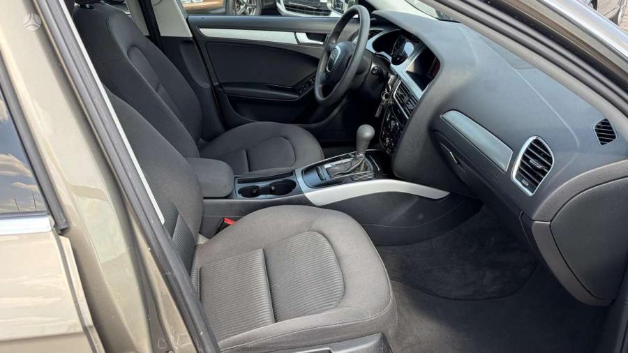 Brūns Audi A4 2010 Marijampole, ar dzinēja tilpumu 1.80 L un nobraukumu 126 tūkst. km par 5555 €, foto 9 vietnē AUTOMOTO.COM.LV