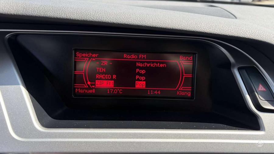 Brūns Audi A4 2010 Marijampole, ar dzinēja tilpumu 1.80 L un nobraukumu 126 tūkst. km par 5555 €, foto 23 vietnē AUTOMOTO.COM.LV