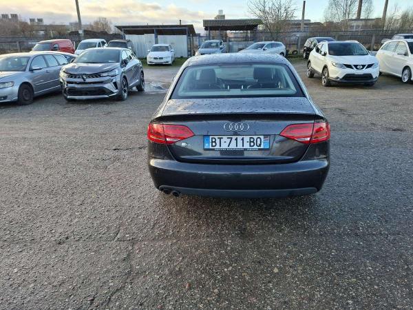 Brūns Audi A4 2011 Panevēža, ar dzinēja tilpumu 1.97 L un nobraukumu 240 tūkst. km par 5950 €, foto 4 vietnē AUTOMOTO.COM.LV
