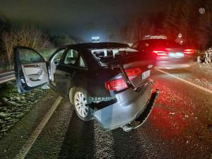 Brown Audi A4 2011 in Vilnius, with an engine capacity of 2.70 L and mileage of 297 thousand km for 2800 €, photo 7 on AUTOMOTO.COM.LV