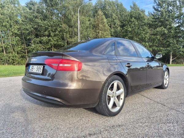Brown Audi A4 2012 in Tukums, with an engine capacity of 2.00 L and mileage of 242 thousand km for 6400 €, photo 4 on AUTOMOTO.COM.LV