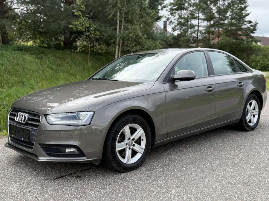 Brown Audi A4 2014 in Utena, with an engine capacity of 1.80 L and mileage of 113 thousand km for 9900 €, photo 1 on AUTOMOTO.COM.LV