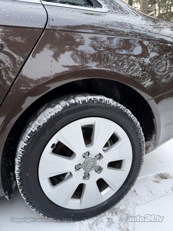Brūns Audi A4 2015 Tallina, ar dzinēja tilpumu 2.00 L un nobraukumu 100 tūkst. km par 15250 €, foto 11 vietnē AUTOMOTO.COM.LV