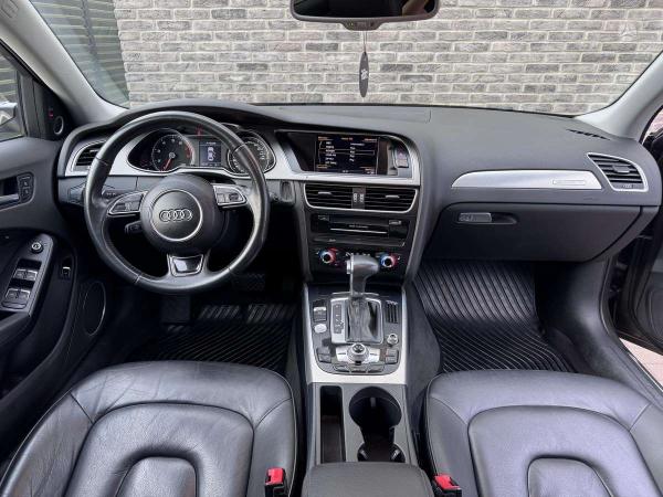 Brown Audi A4 2015 in Vilnius, with an engine capacity of 1.98 L and mileage of 133 thousand km for 10000 €, photo 5 on AUTOMOTO.COM.LV