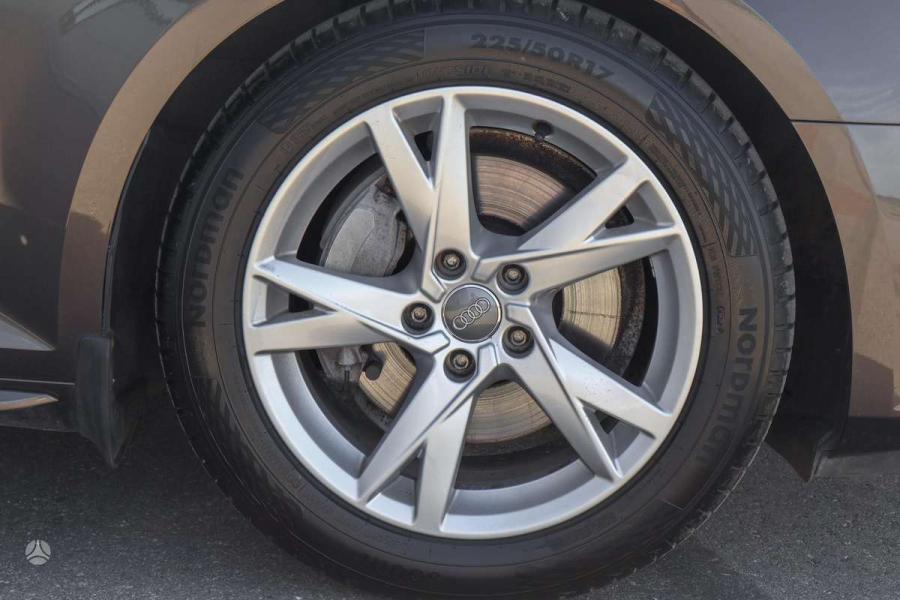 Brown Audi A4 2017 in Kaunas, with an engine capacity of 1.97 L and mileage of 291 thousand km for 13999 €, photo 22 on AUTOMOTO.COM.LV