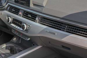 Brown Audi A4 2017 in Kaunas, with an engine capacity of 1.97 L and mileage of 291 thousand km for 13999 €, photo 34 on AUTOMOTO.COM.LV