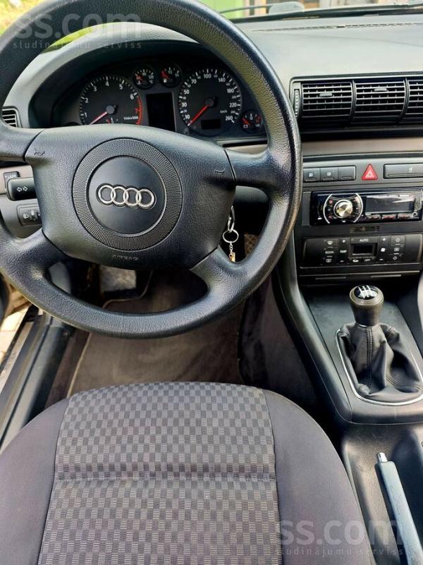 Brūns Audi A4 1999 Ogre, ar dzinēja tilpumu 1.60 L un nobraukumu 269 tūkst. km par 2099 €, foto 8 vietnē AUTOMOTO.COM.LV